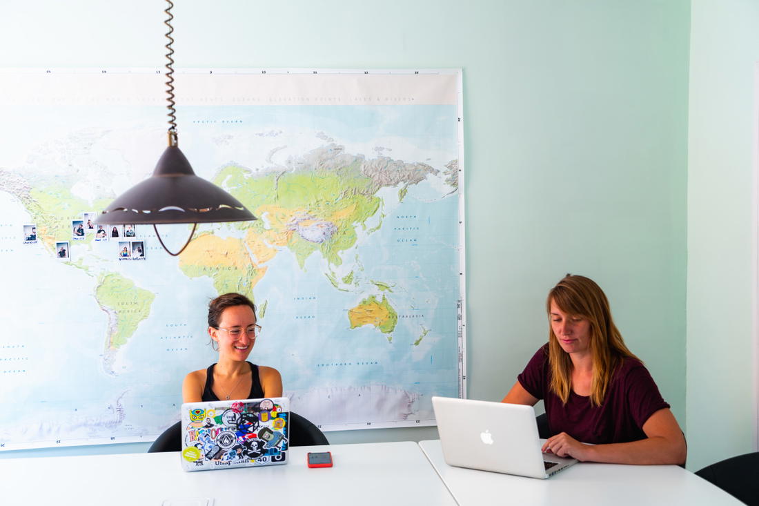 What Is a Hot Desk? (Learn How They Work)
