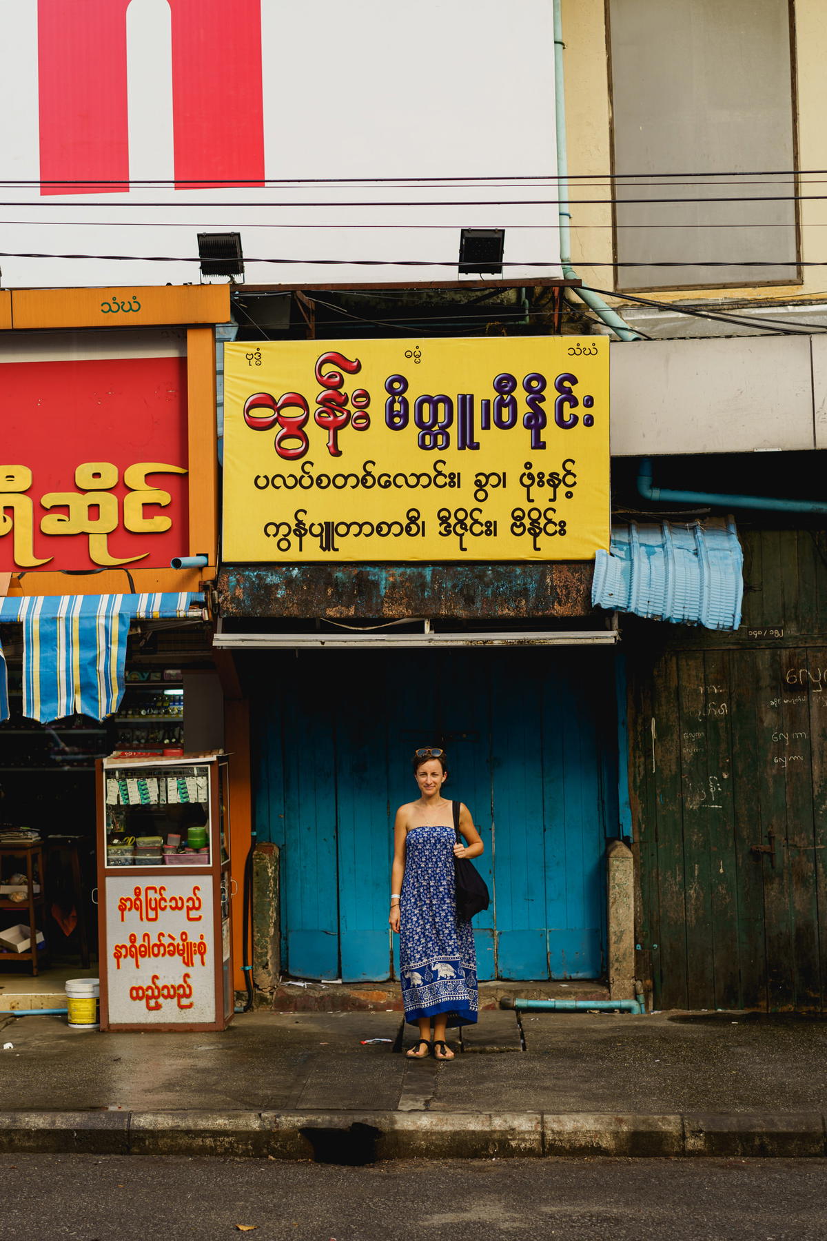What Is an Expat? (Guide to Living Abroad)