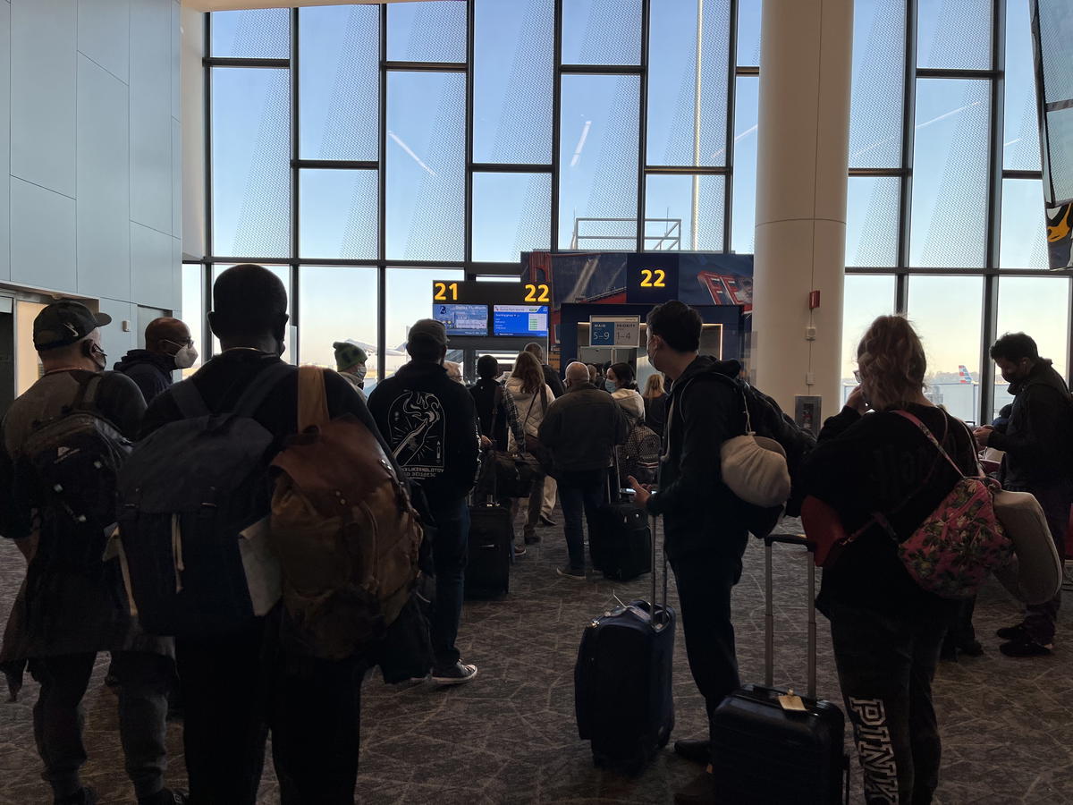 What Is a Layover? (Make the Most Out of It)