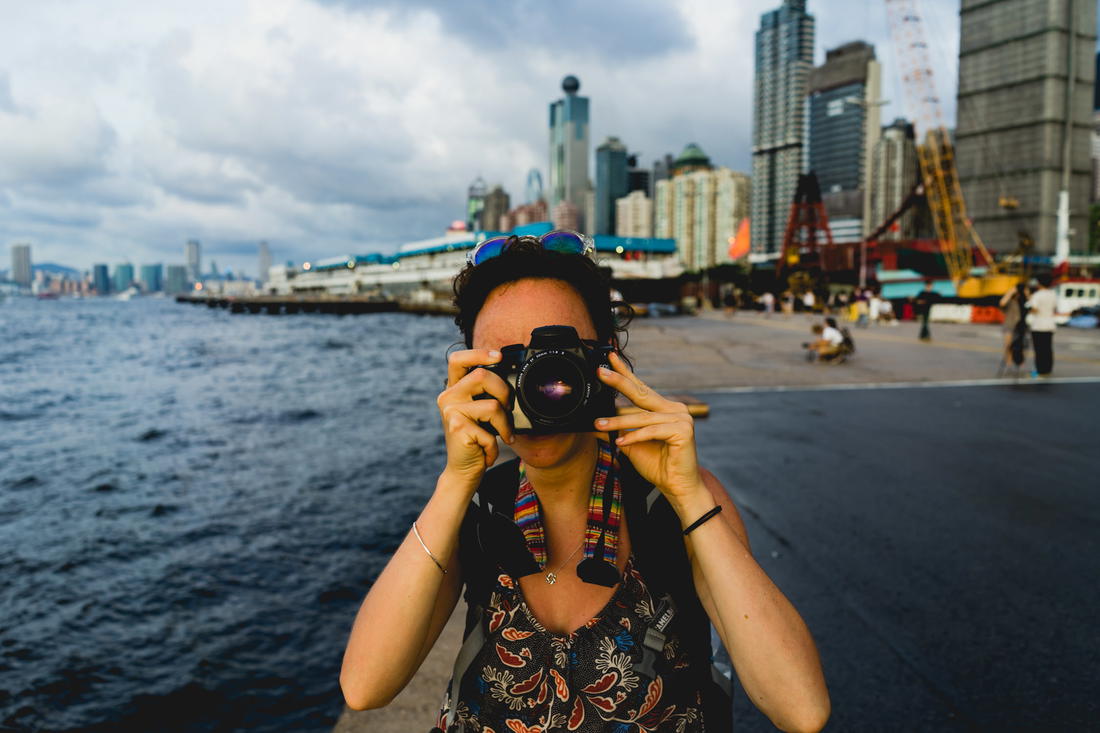 12 Sunset Reflection Photos at Hong Kong's Instagram Pier