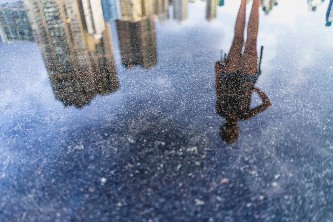 12 Sunset Reflection Photos at Hong Kong's Instagram Pier