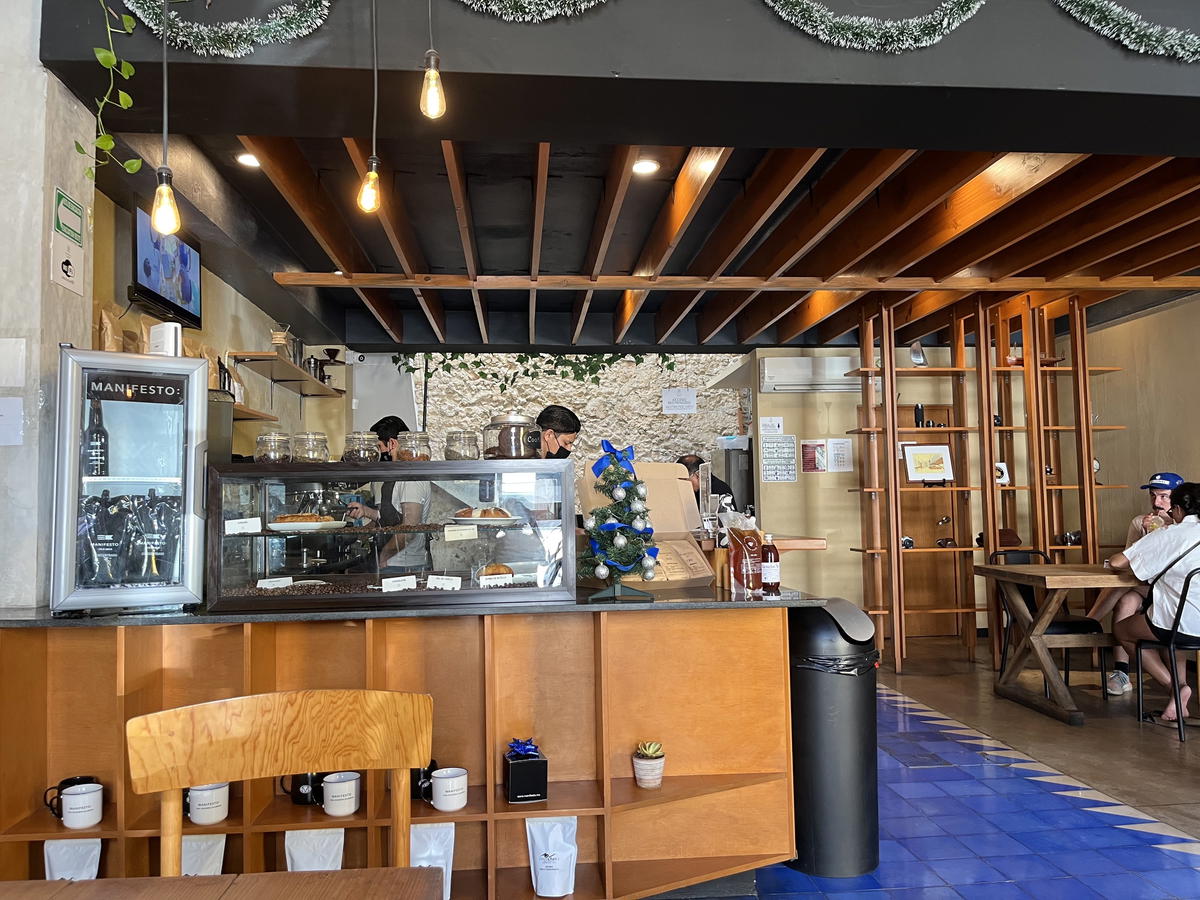 23 Best Cafes & Coffee Shops in Merida (Digital Nomad Guide)