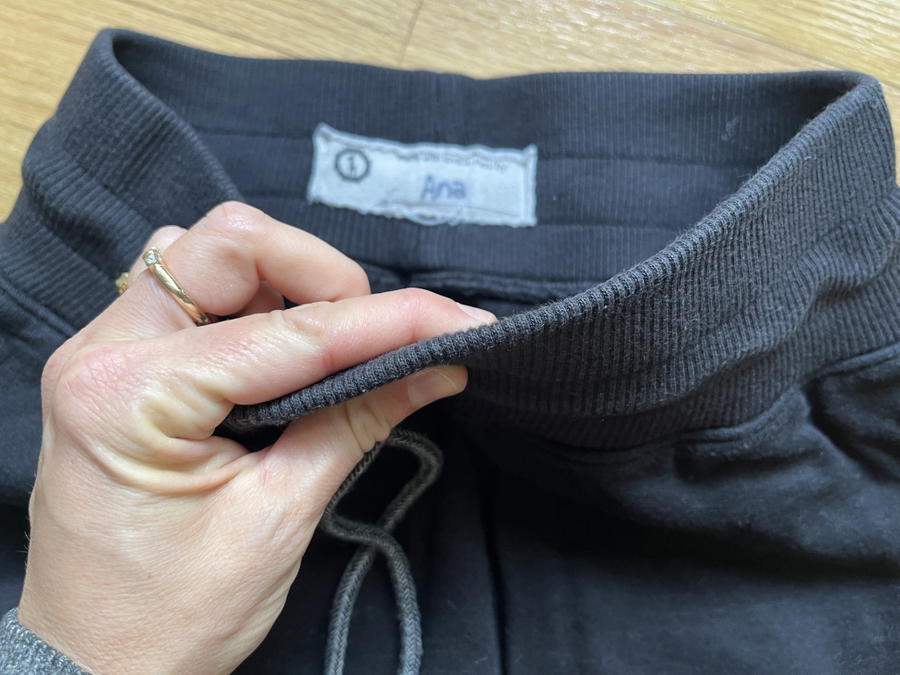 Paka Apparel: What Is This Sustainable Travel Brand? (A Review)