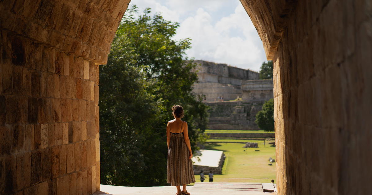 Why Living Abroad Changed My Life (A Real Story)