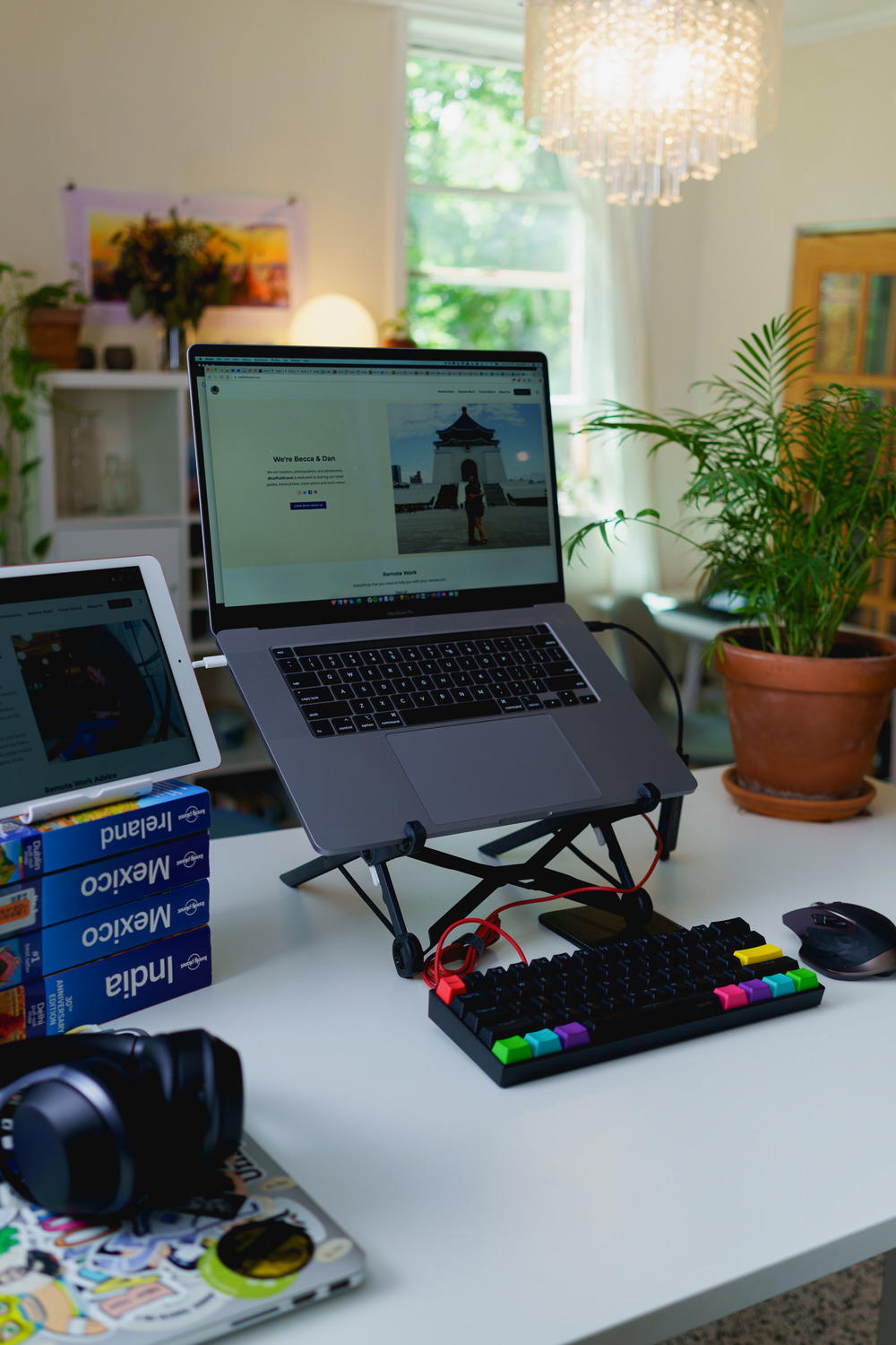 What to Do in between Freelance Projects (19 Ideas)