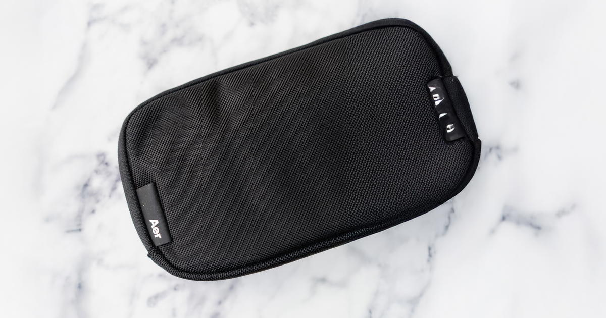 Aer Slim Pouch Review: Minimalist Tech Organizer That Packs a Punch
