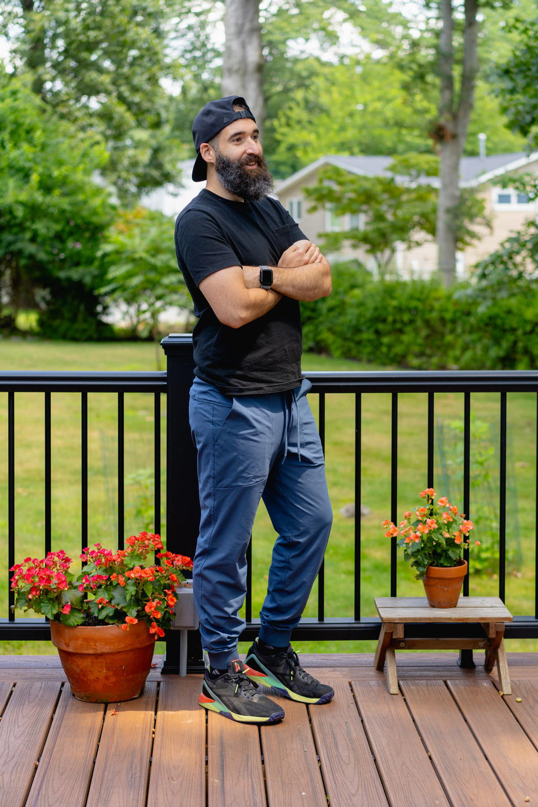 12 Best Travel Joggers for Men (Best Style and Versatility)