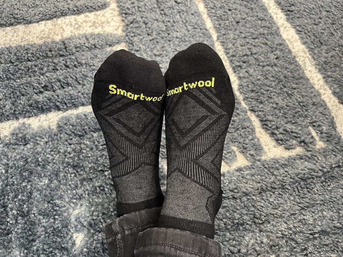 How to Choose the Best Travel Socks: A Complete Guide