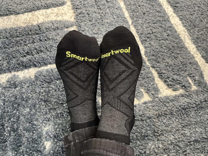 How to Choose the Best Travel Socks: A Complete Guide