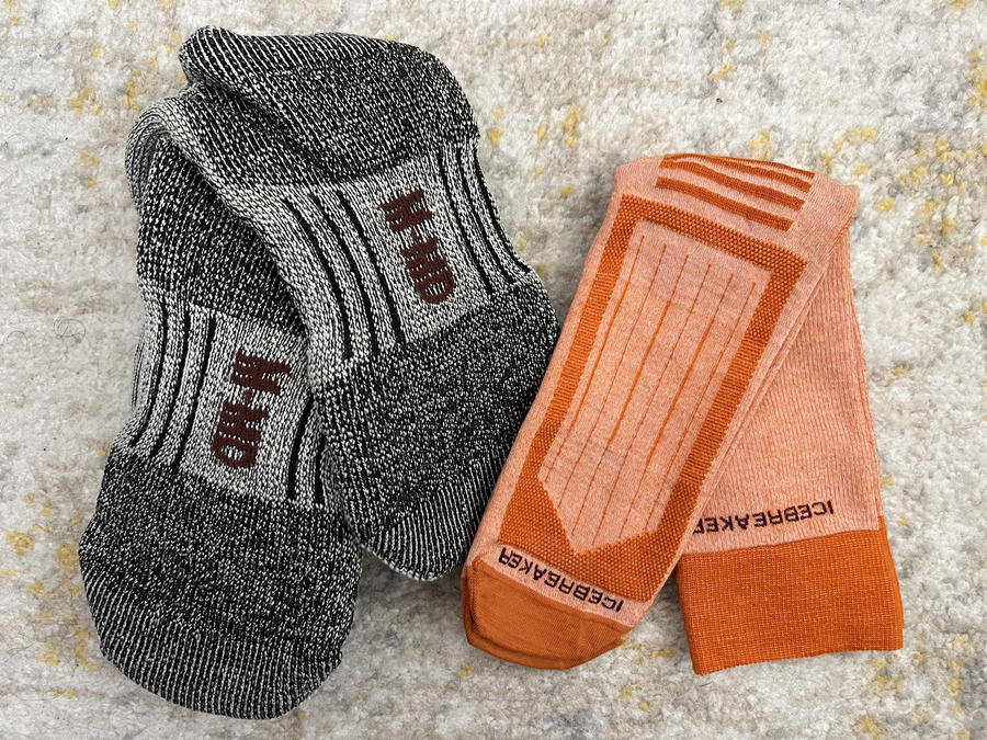 How to Choose the Best Travel Socks: A Complete Guide
