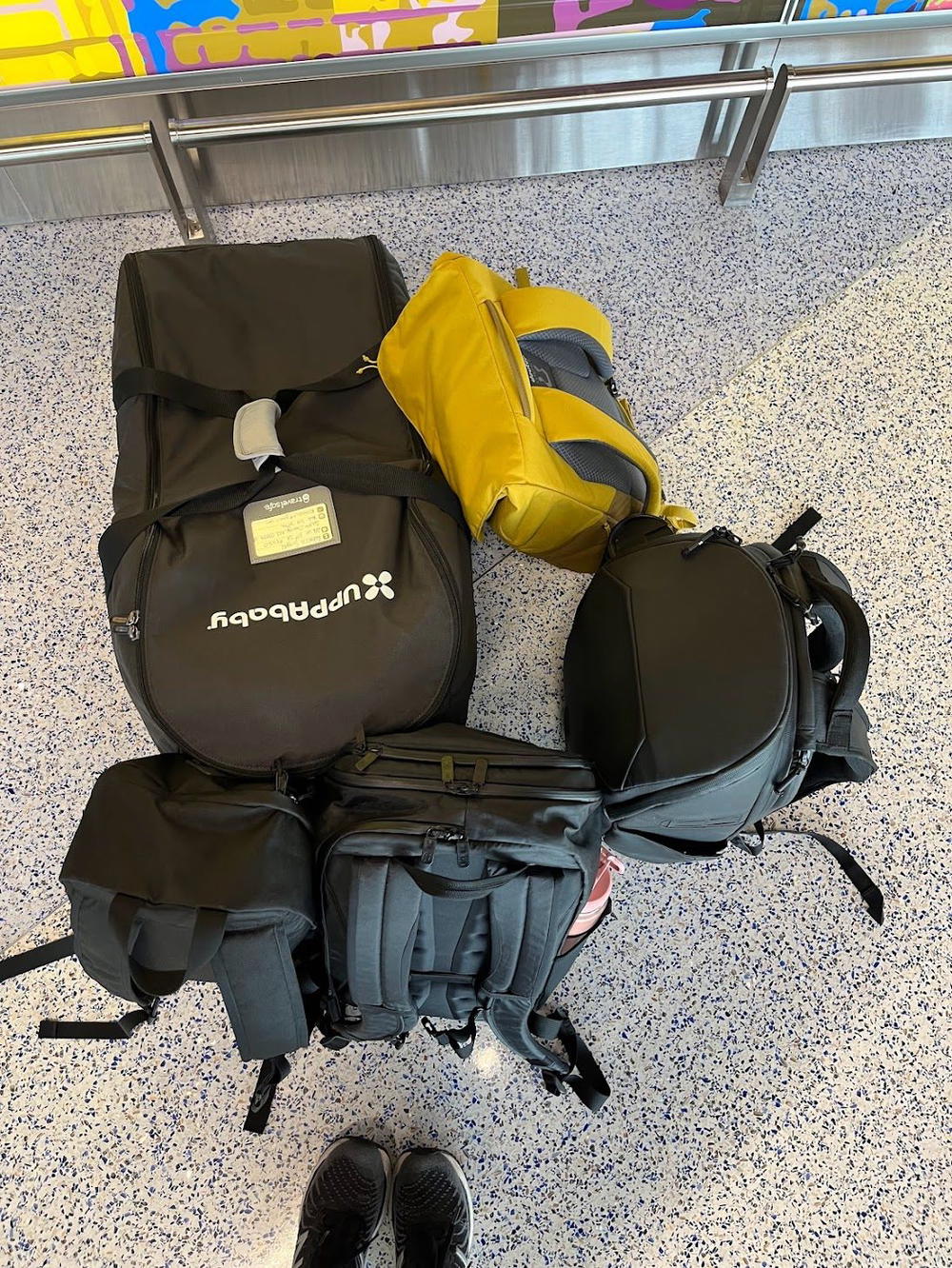 Deuter UP Seoul (16+10L) Backpack: Lifestyle and Daypack Review