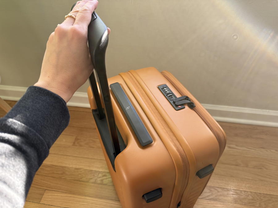 LOJEL Cubo Small Review: Sustainable Carry-on with Smart Access