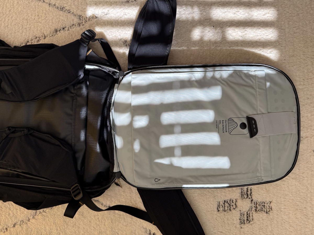Peak Design Outdoor Backpack Review: I Tested Both 25L and 45L Sizes