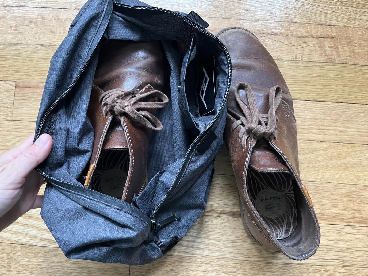 Peak Design Shoe Pouch Review: Better than Other Travel Shoe Bags
