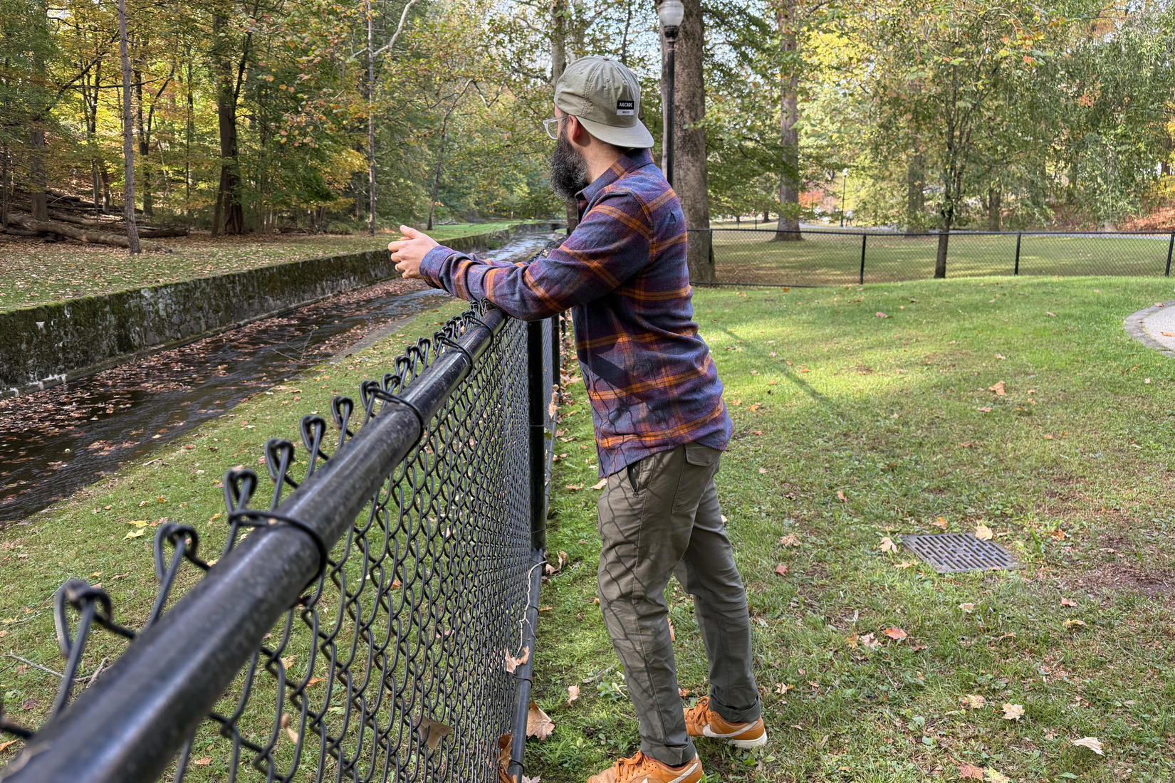 Vessi Weekend Sneaker Review: Perfect Waterproof Sneaker for Travelers