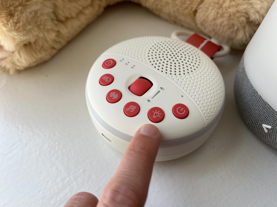 11 Best Sound Machines for Travel (White Noise for Sleep)