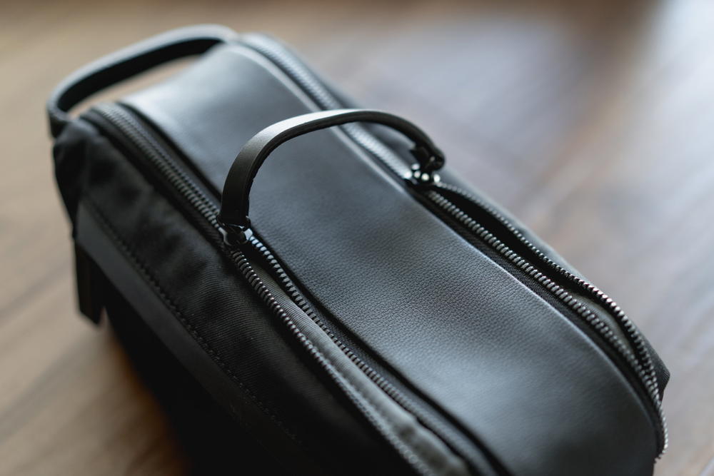 Troubadour Rig Case 2.0 Review: Sleek and Smart Travel Tech Bag