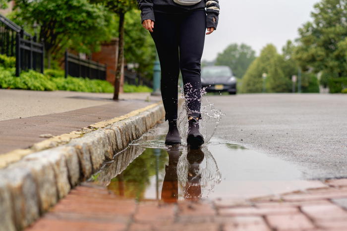 Vessi Classic Chelsea Review: Waterproof Boots for Travel