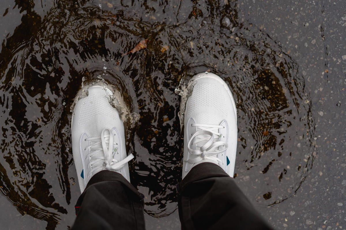 Vessi Weekend Sneaker Review: Perfect Waterproof Sneaker for Travelers