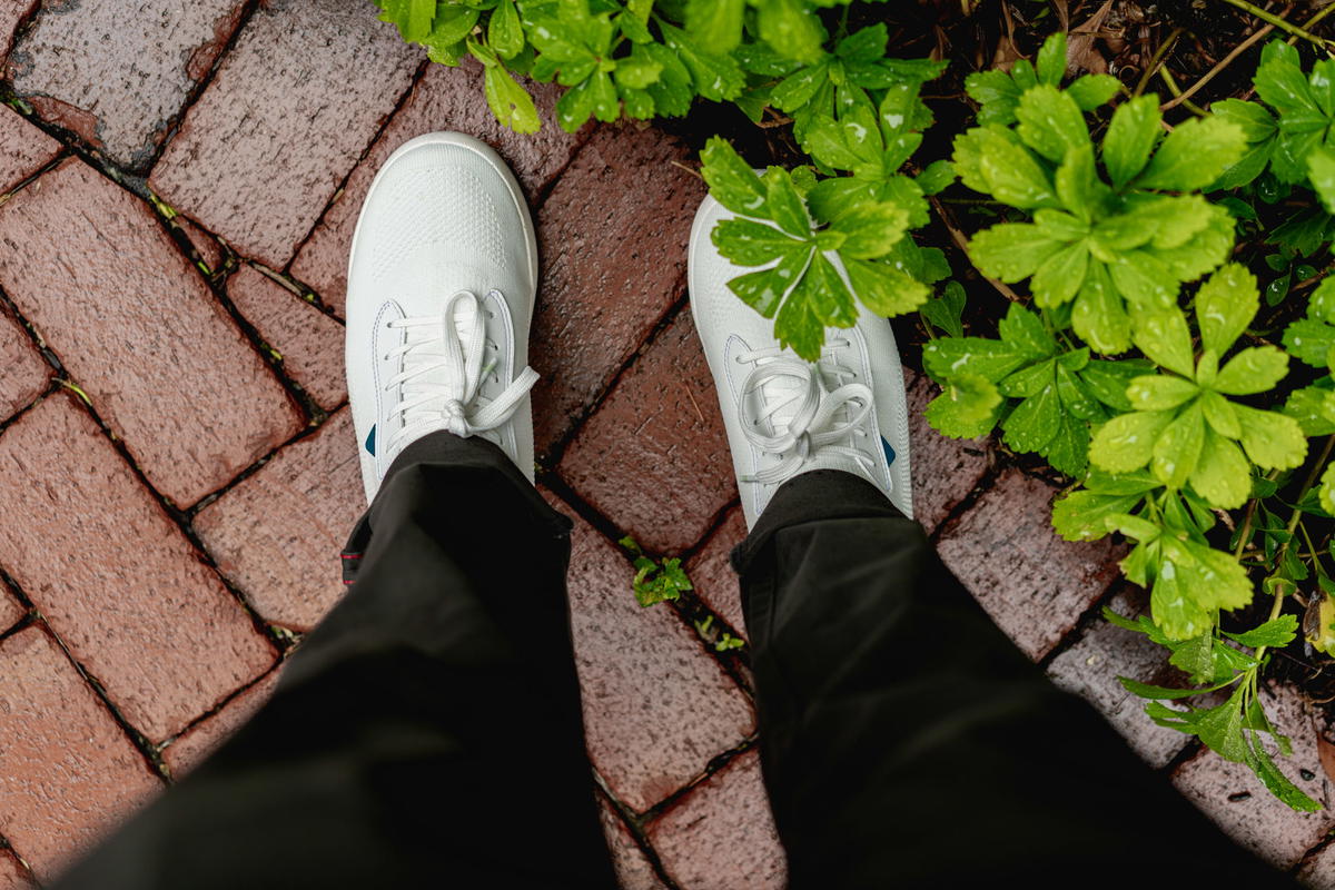 Vessi Weekend Sneaker Review: Perfect Waterproof Sneaker for Travelers
