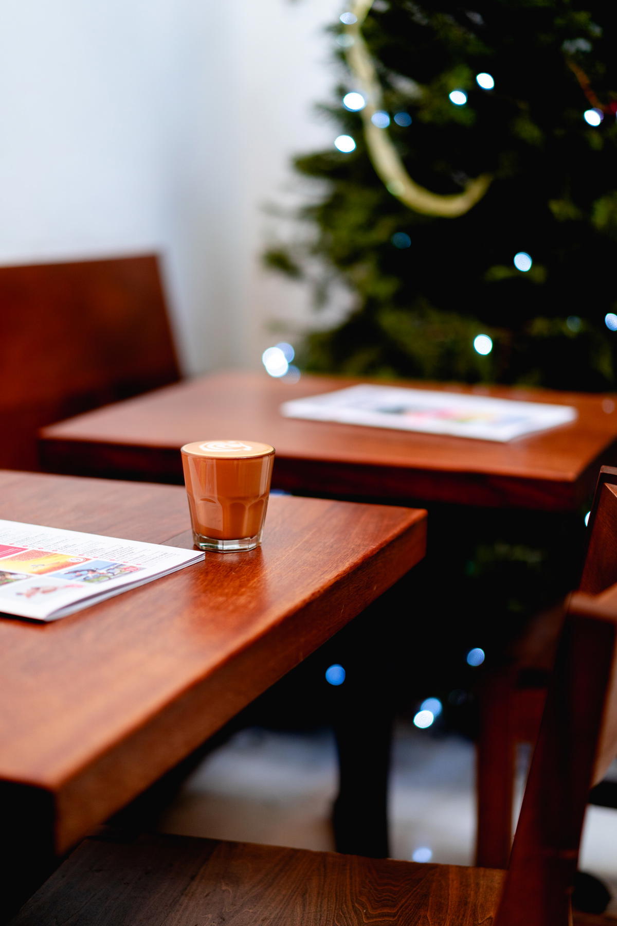 12 Ways to Help You Take Better Photos in Cafes