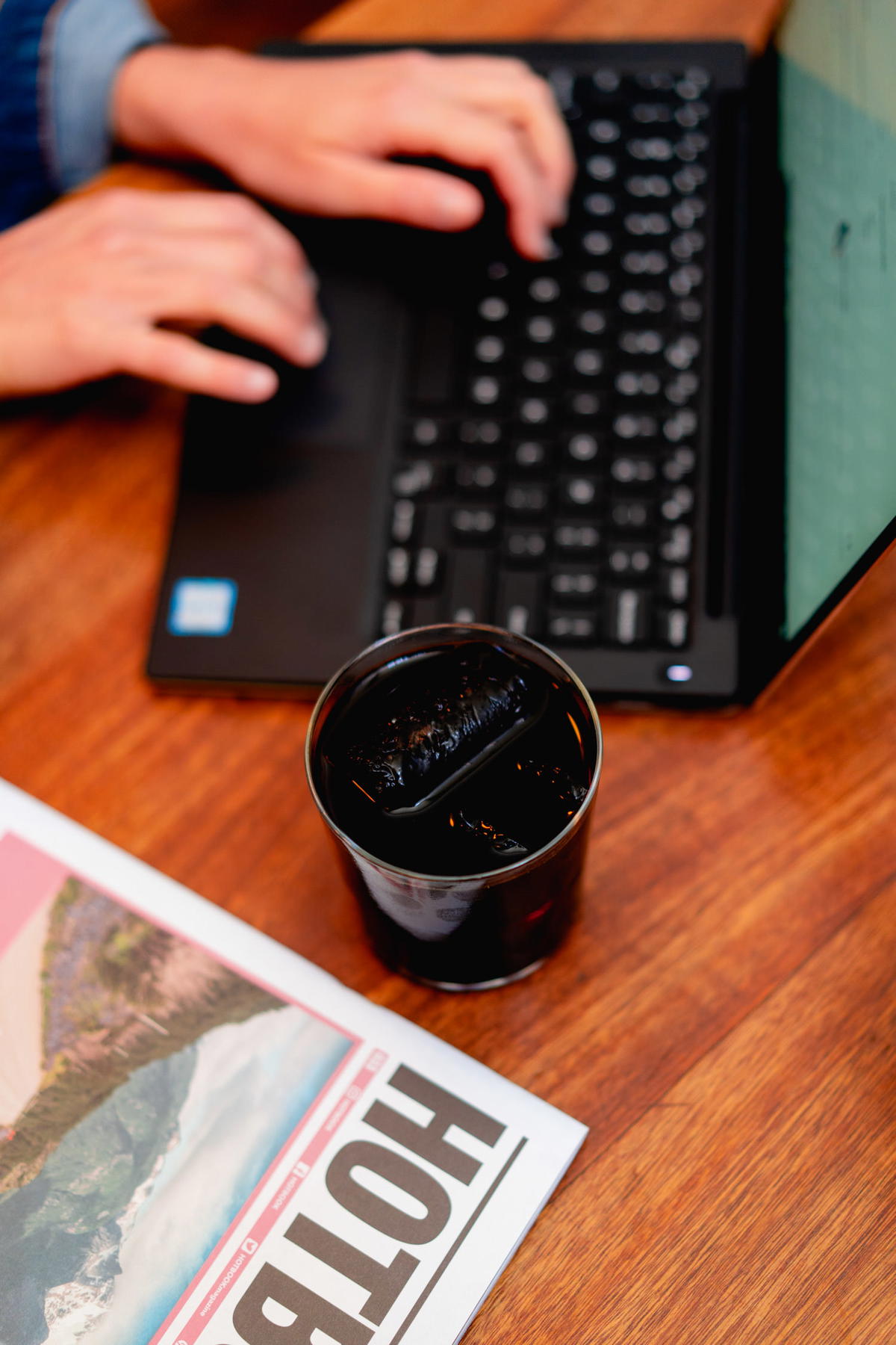 12 Ways to Help You Take Better Photos in Cafes