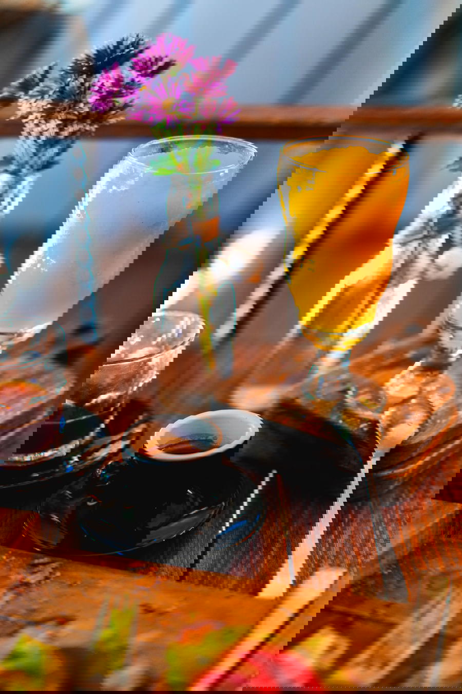 12 Ways to Help You Take Better Photos in Cafes