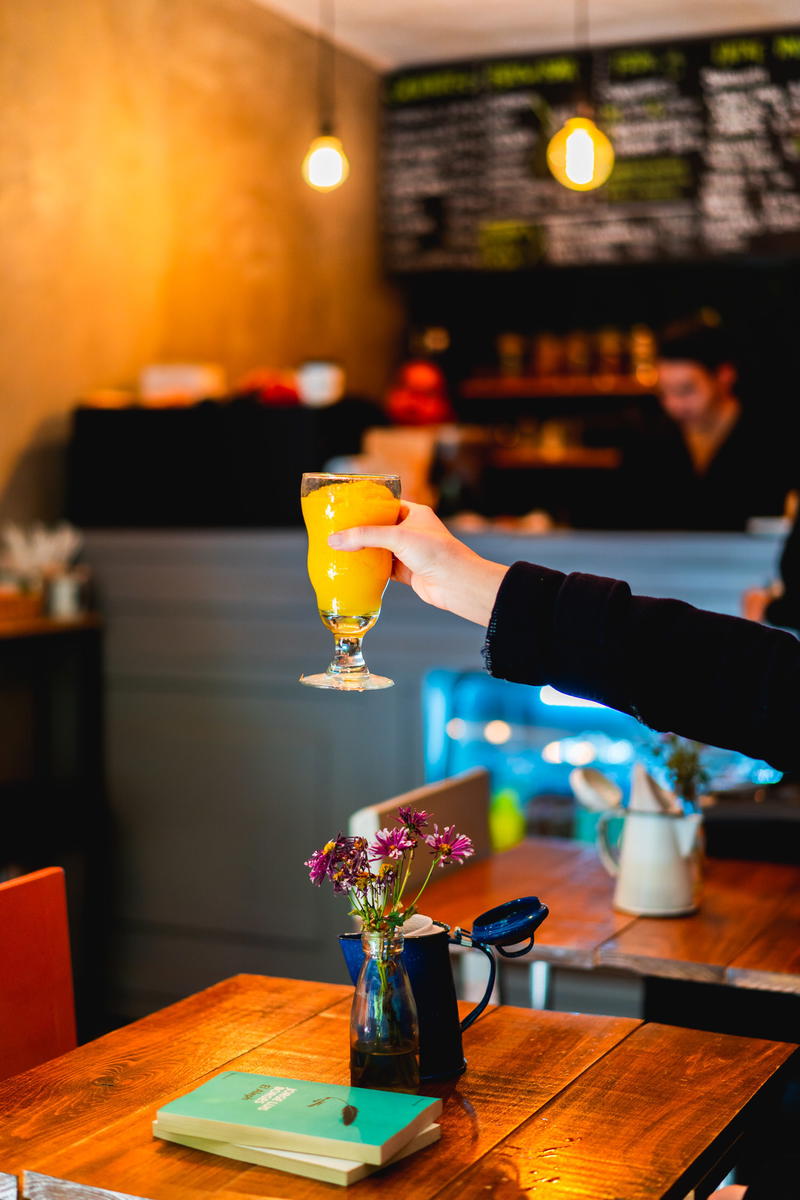 12 Ways to Help You Take Better Photos in Cafes