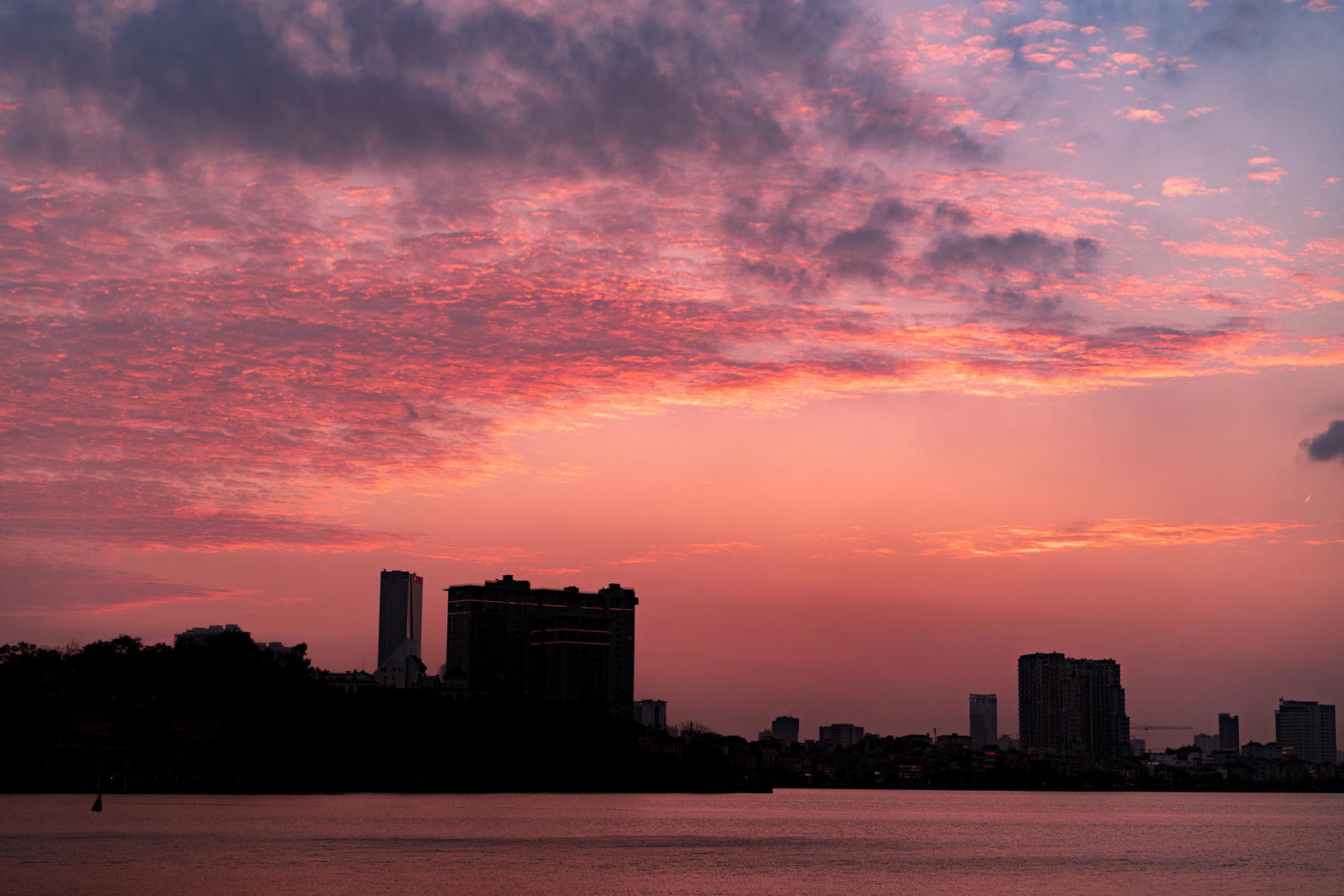 55 Free Virtual Zoom Backgrounds (Travel Themed)