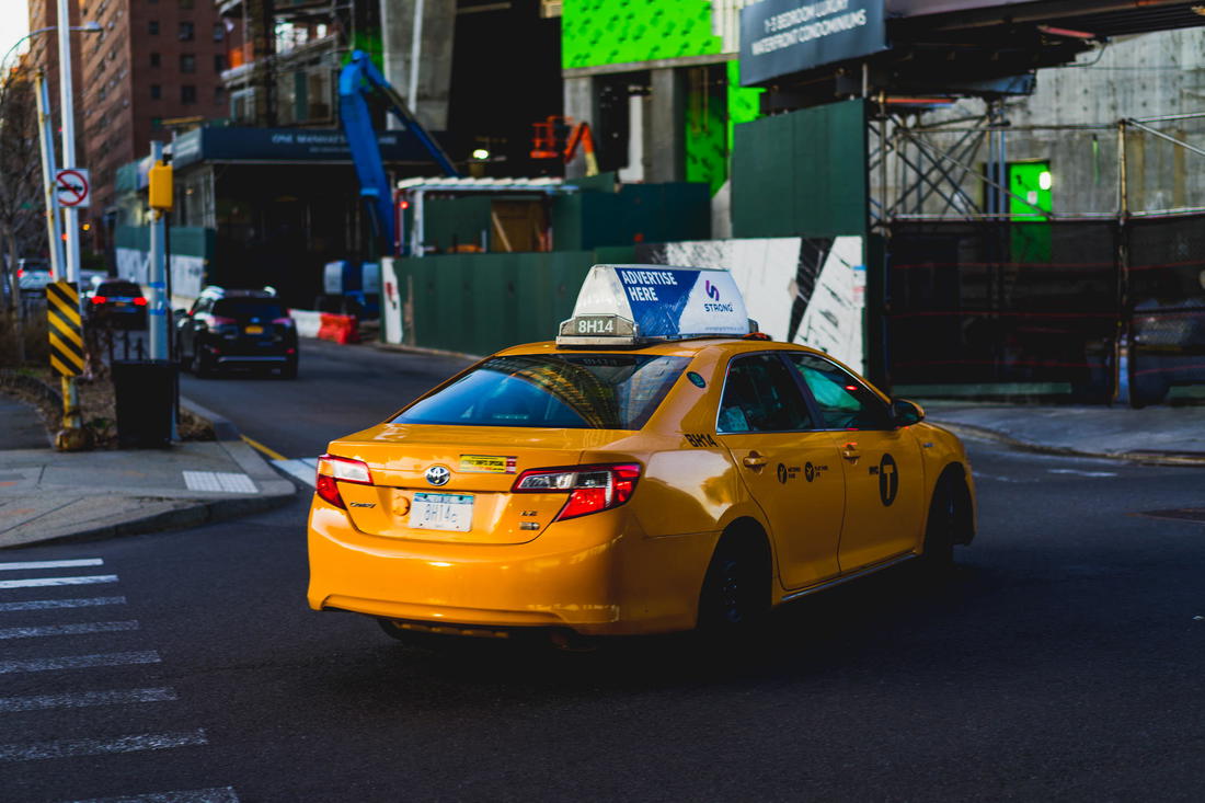 74 Best Apps and Websites for Travelers (Must-Have Travel Resources)