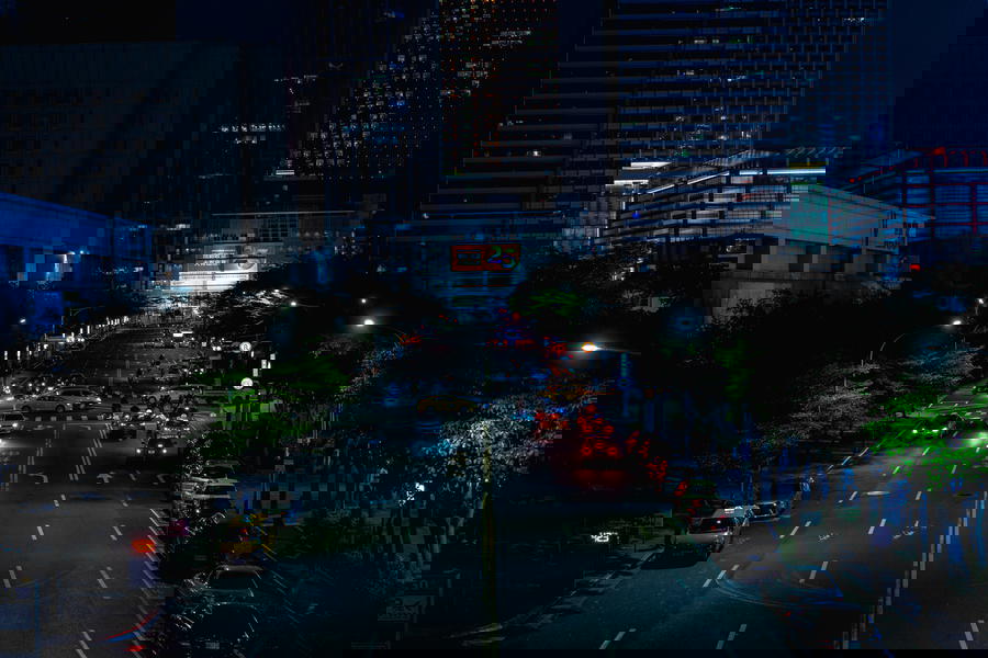 32 Safest Cities for First-Time Travelers