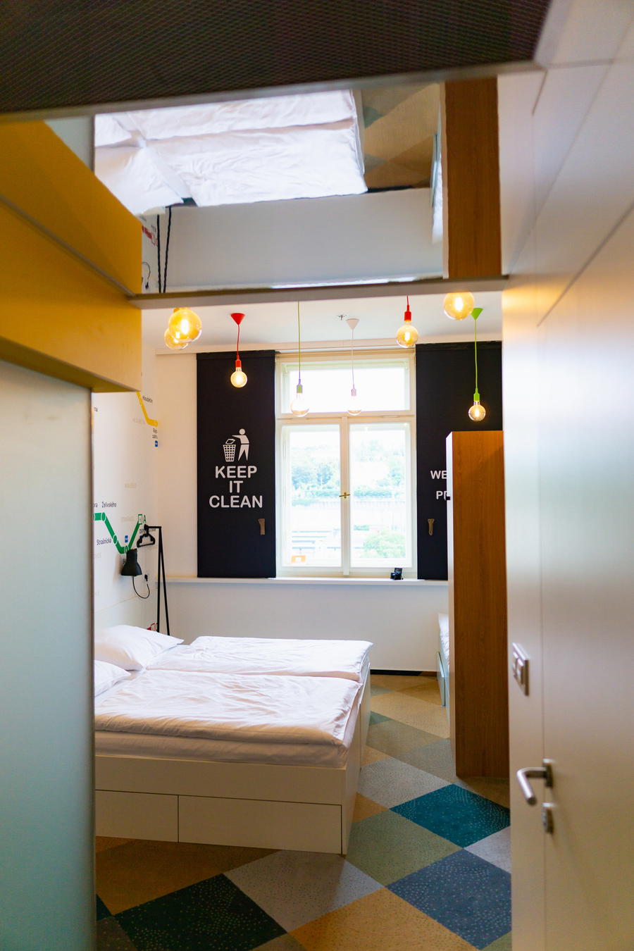 How to Book a Hostel: 21 Hostel Booking Tips (Complete Guide)