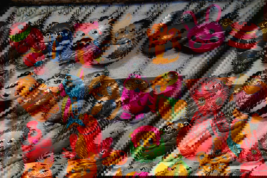 20 Smart Travel Tips for Avoiding Crowds on Your Trip